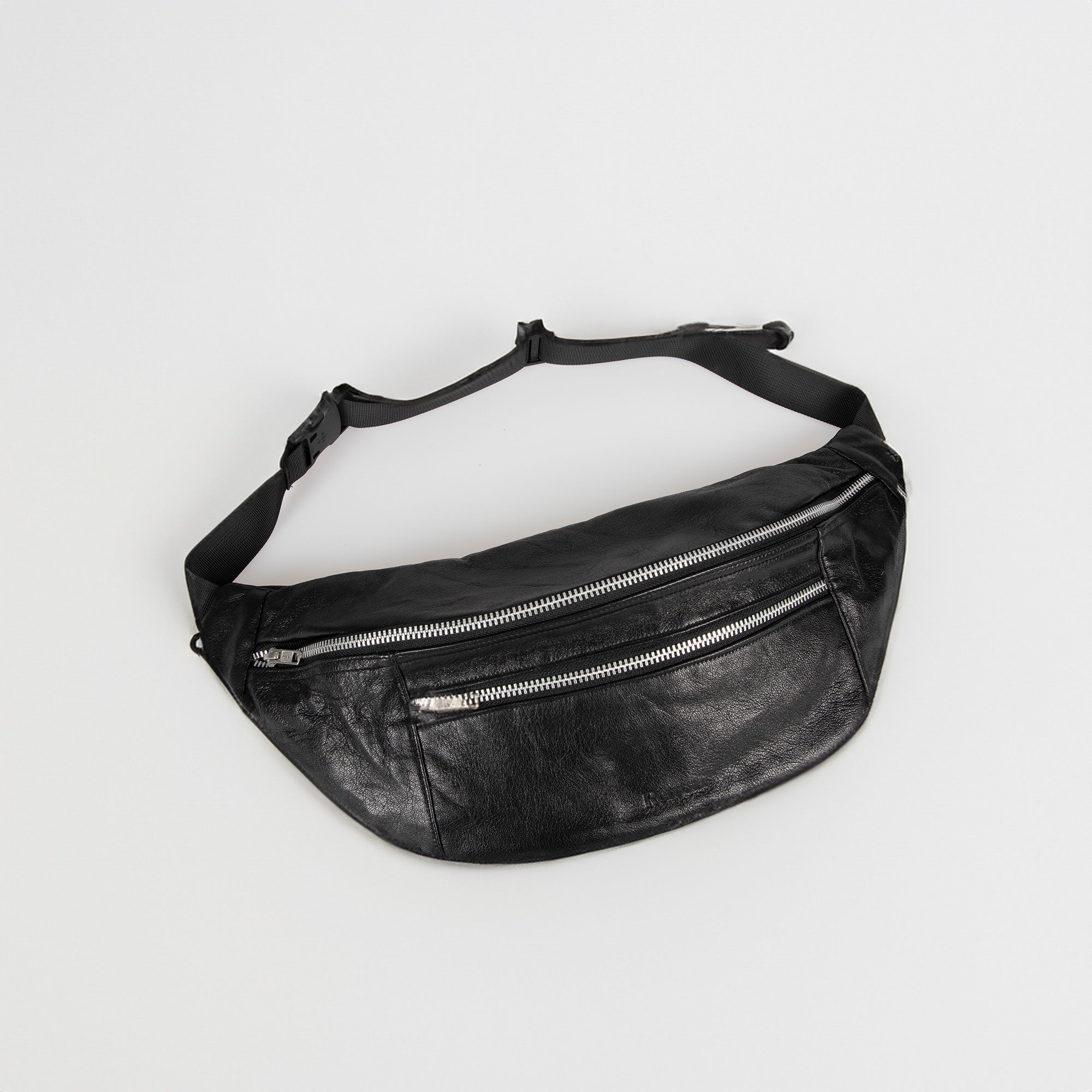 Oversize Leather Fanny Pack – REWORK AG